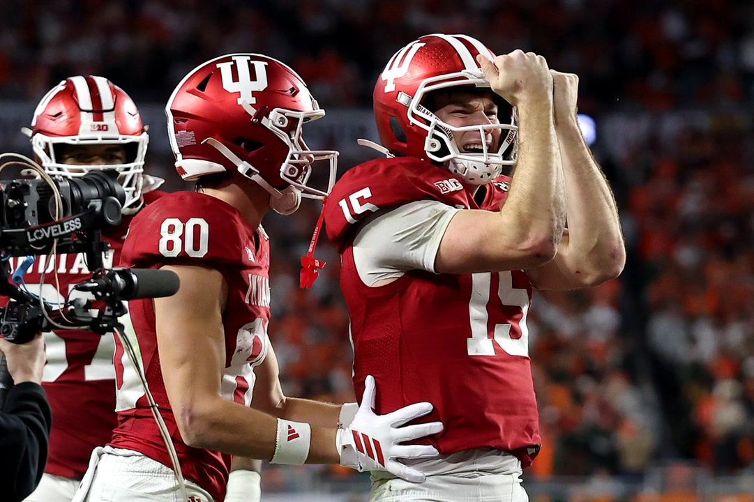 Indiana beats Miami after costly blocked punt mistake