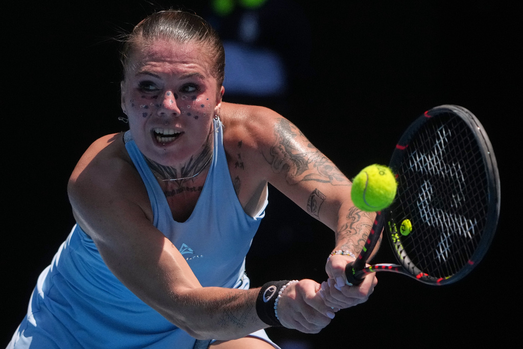 Sinner's bid for Australian Open three-peat begins with anticlimactic win