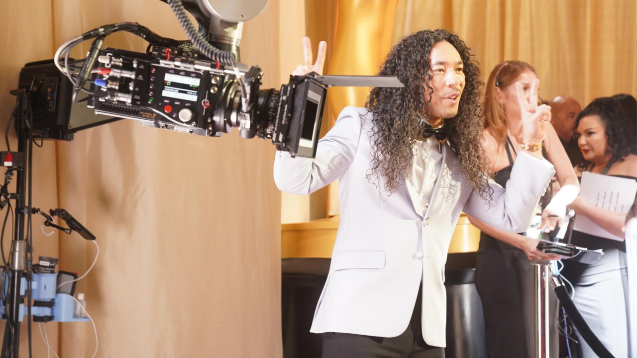 Social media buzzing over Jennifer Lopez Glambot drama