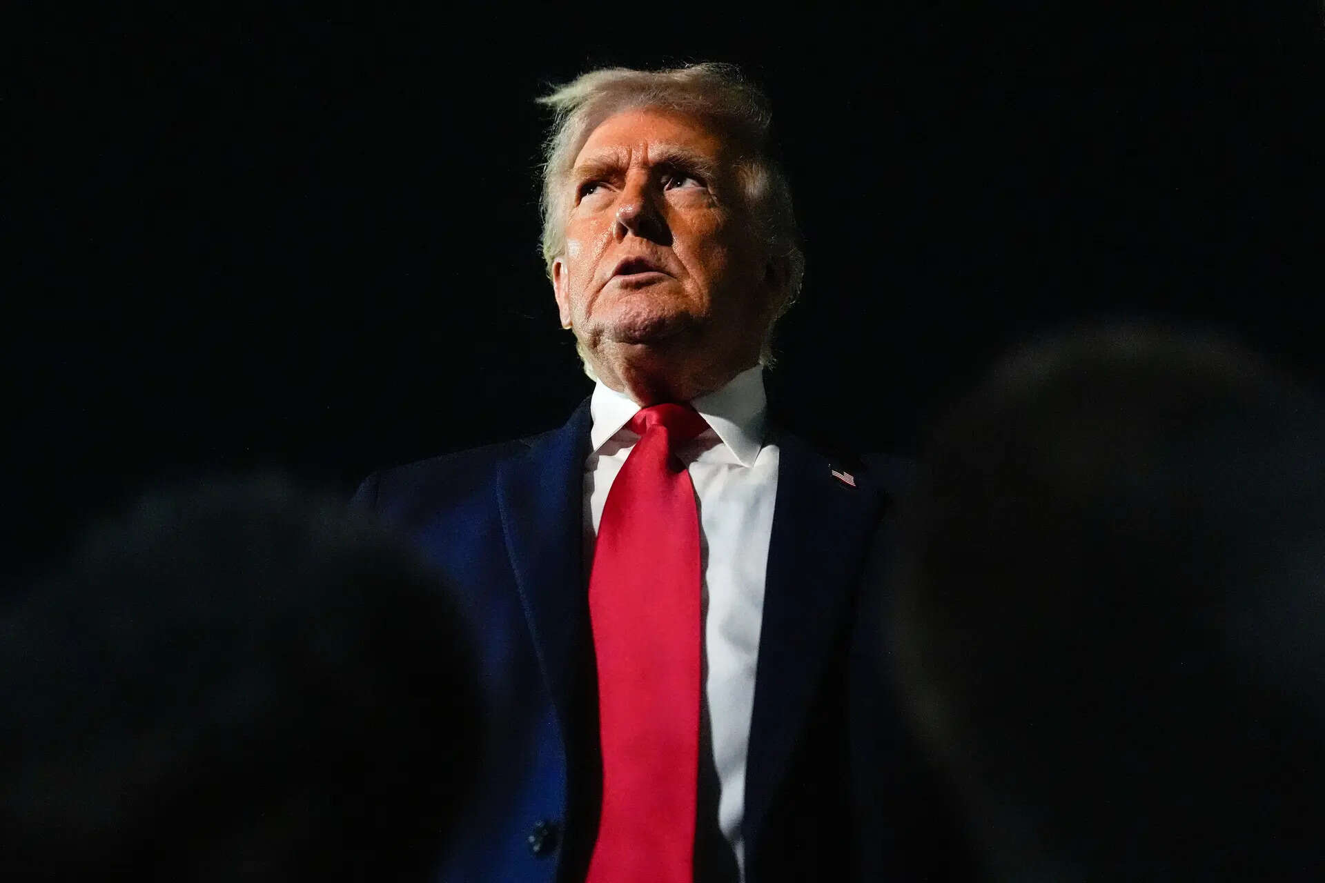 How Trump uses the Oval Office to flex power on the world stage