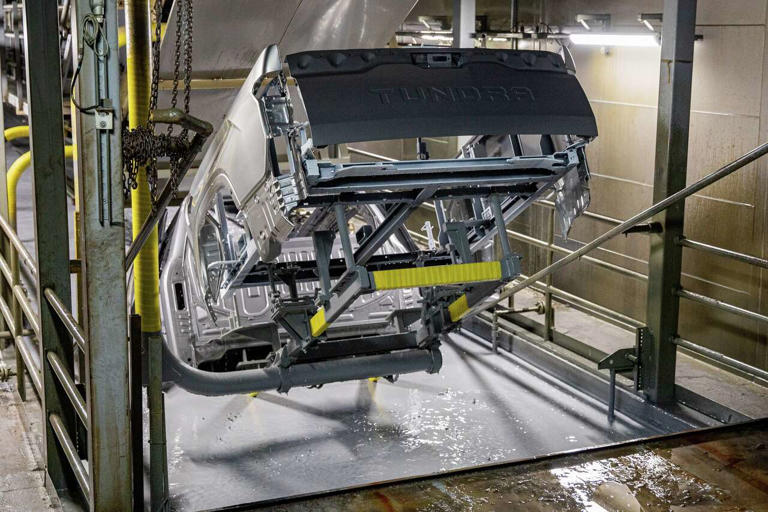 Toyota begins hiring at new San Antonio plant; will add 400+ employees ...