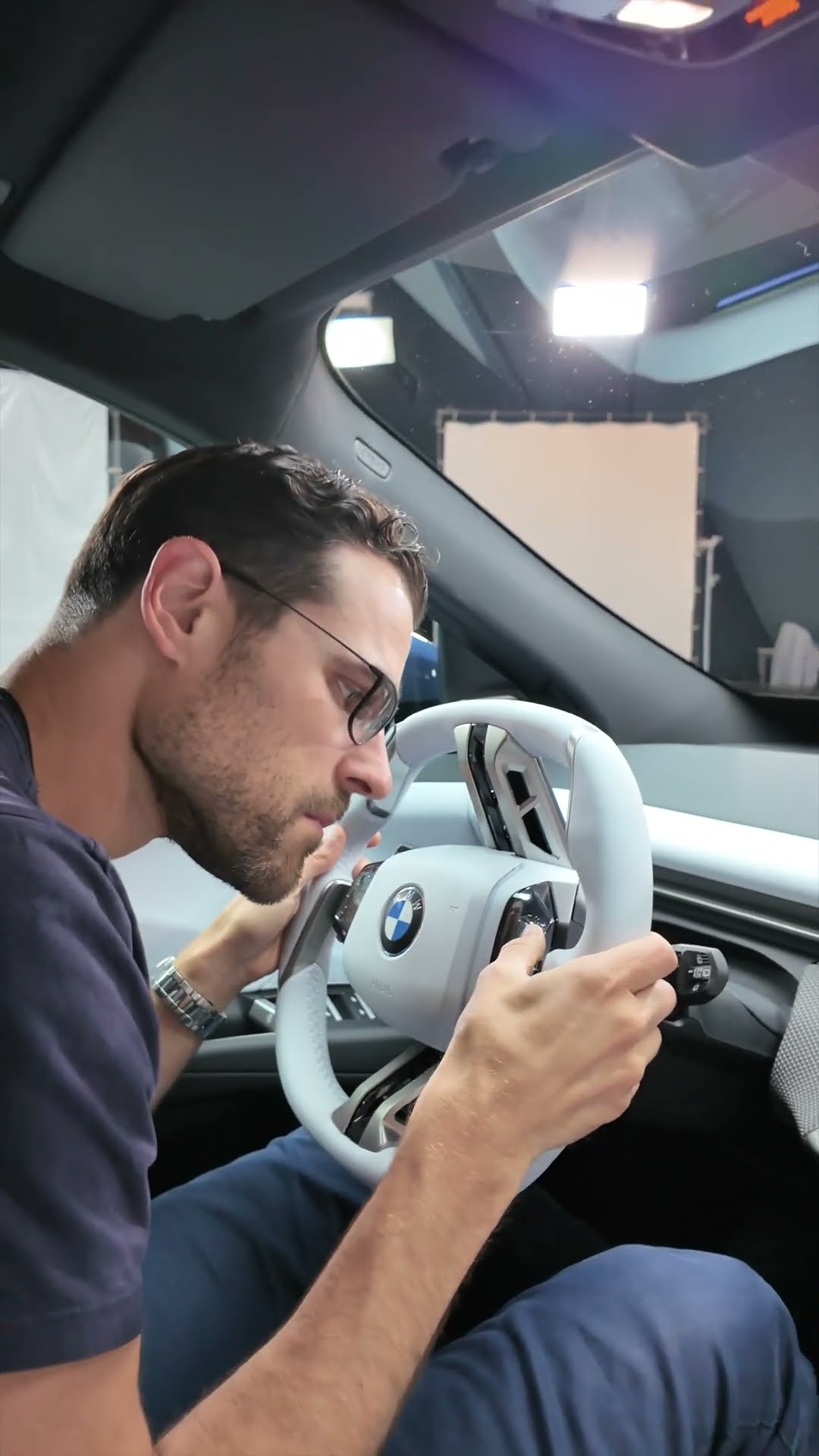 A look inside the 2026 BMW iX3 cabin experience