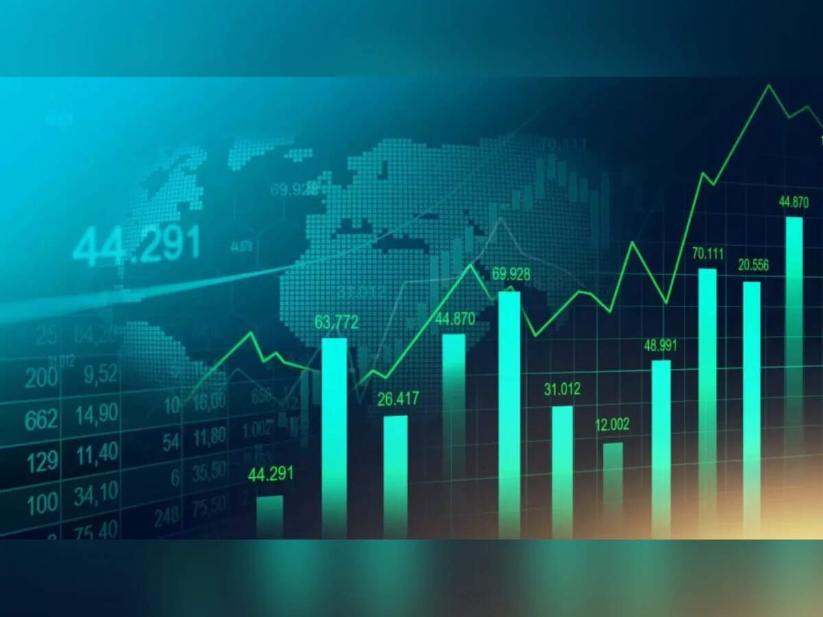 MSTR stock jumps as Vanguard makes first $505 million investment in ...