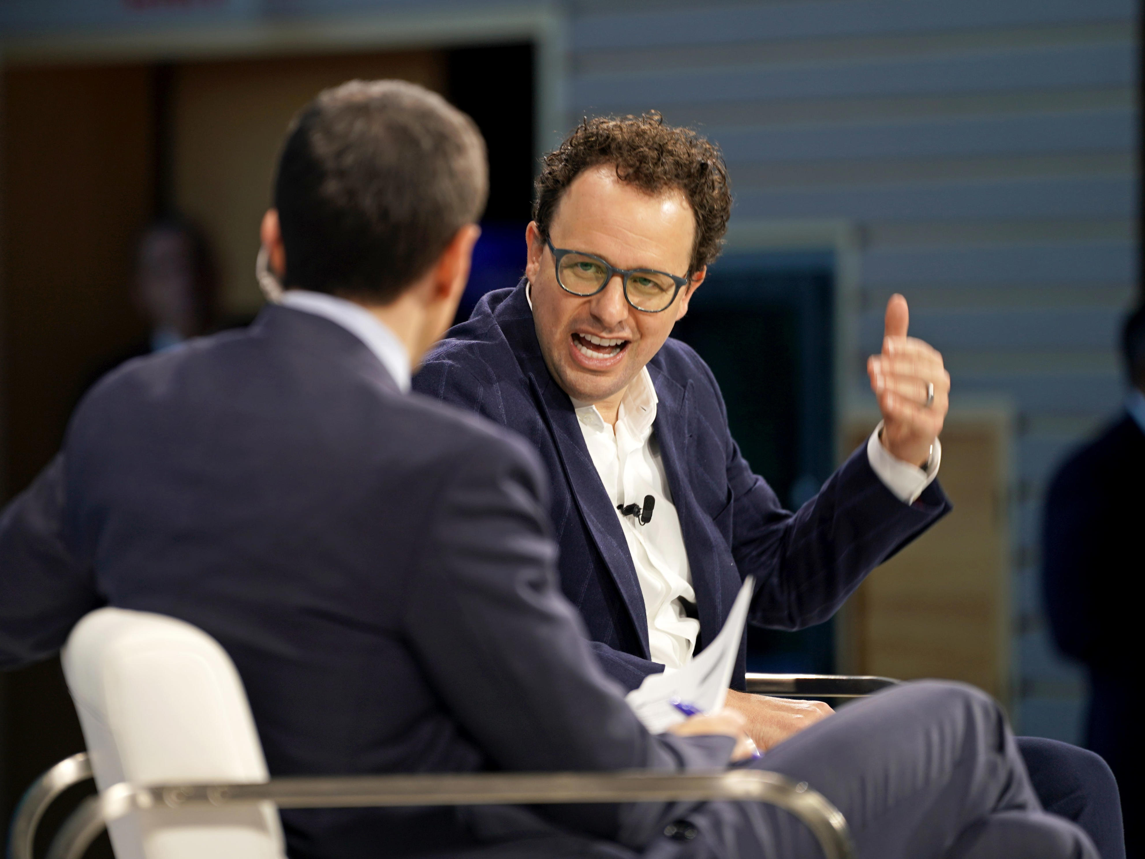 DeepMind and Anthropic CEOs: AI is already coming for junior roles at ...