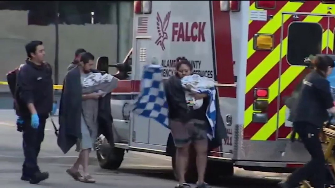 3-alarm fire breaks out at residential building in downtown Oakland