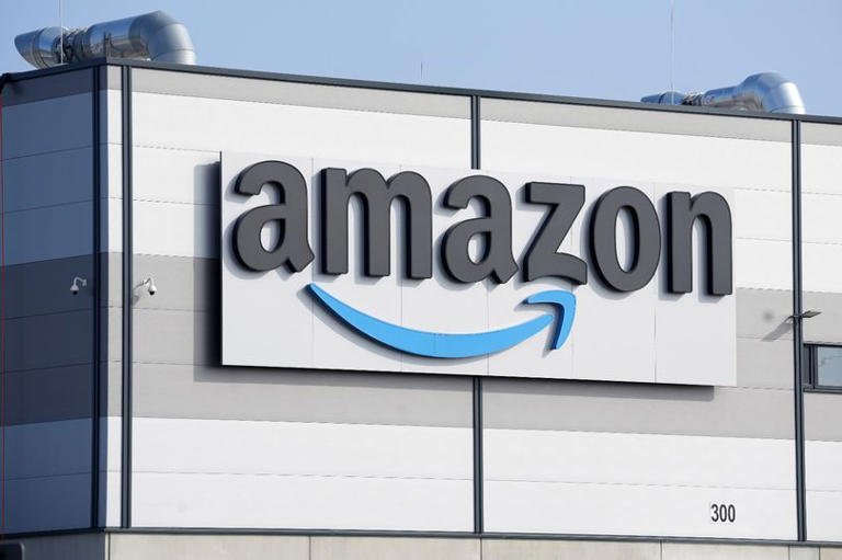 Amazon tells staff of plan to cut 16,000 jobs in 'streamlining' move