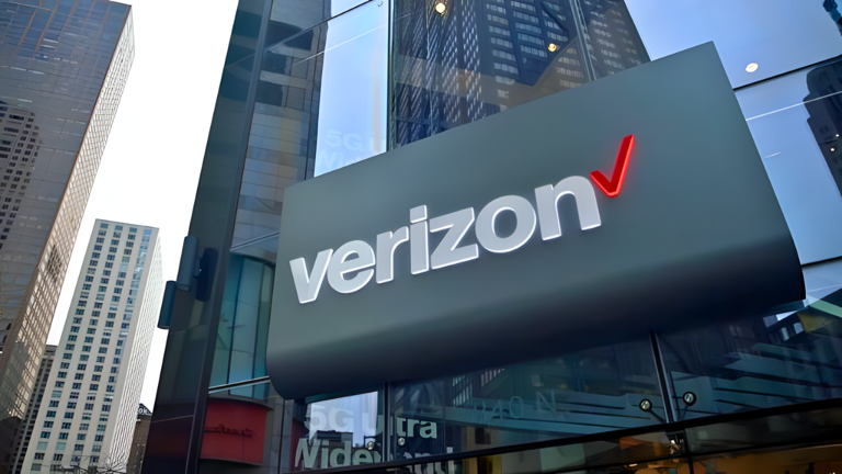 FCC orders review after Verizon’s second major outage in 3 months hits ...