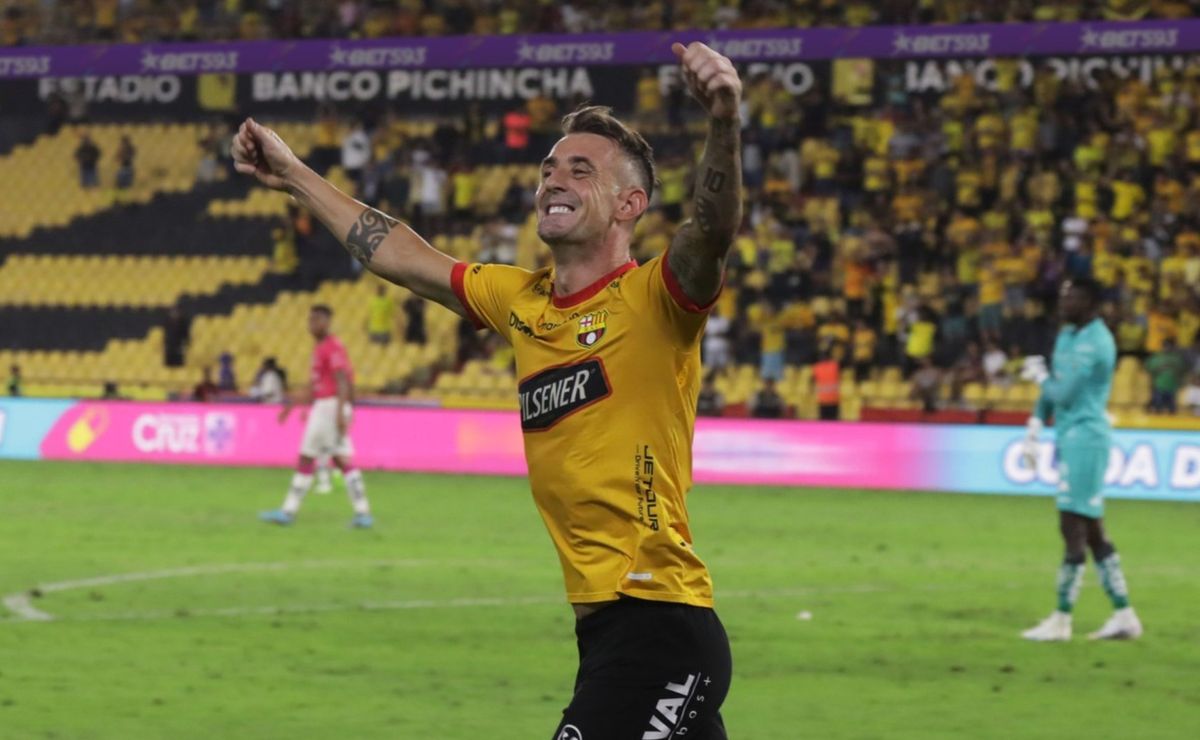 Damián Díaz sorprende con viral golpe a Barcelona ¿Se fue enojado?