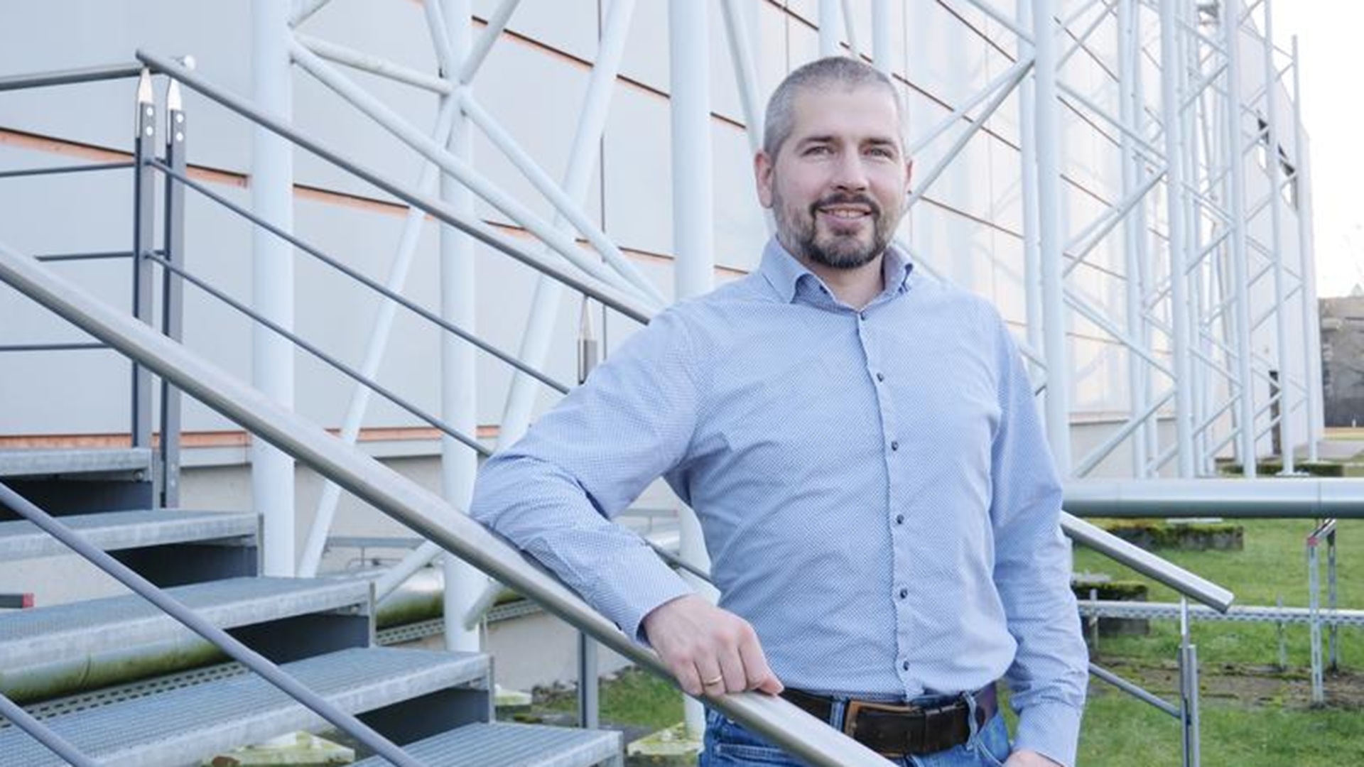 Scalable quantum computers closer to reality with new ultra-fast ...