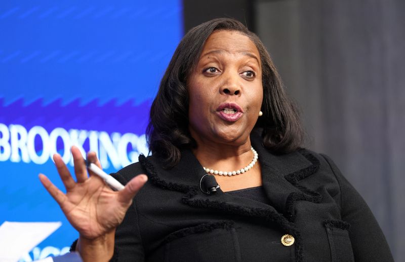 Supreme Court weighs Trump's firing of the Fed's Lisa Cook by social media