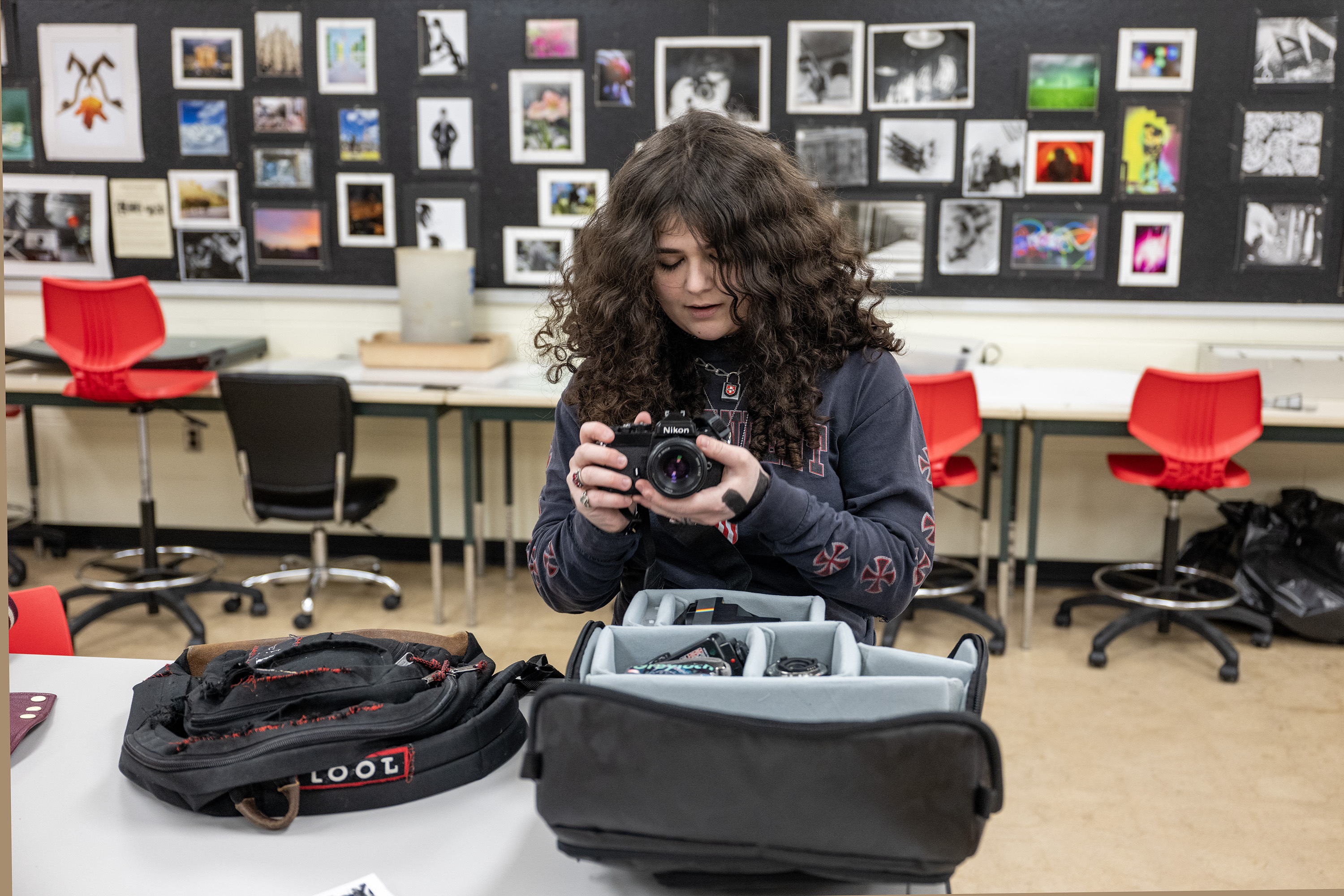 A teen couldn’t find her mom’s 30-year-old demo tape. The internet ...