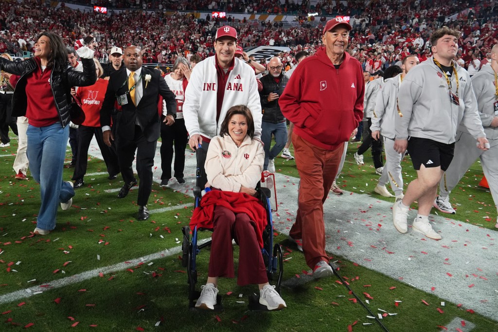 Fernando Mendoza breaks down in emotional CFP championship celebration ...