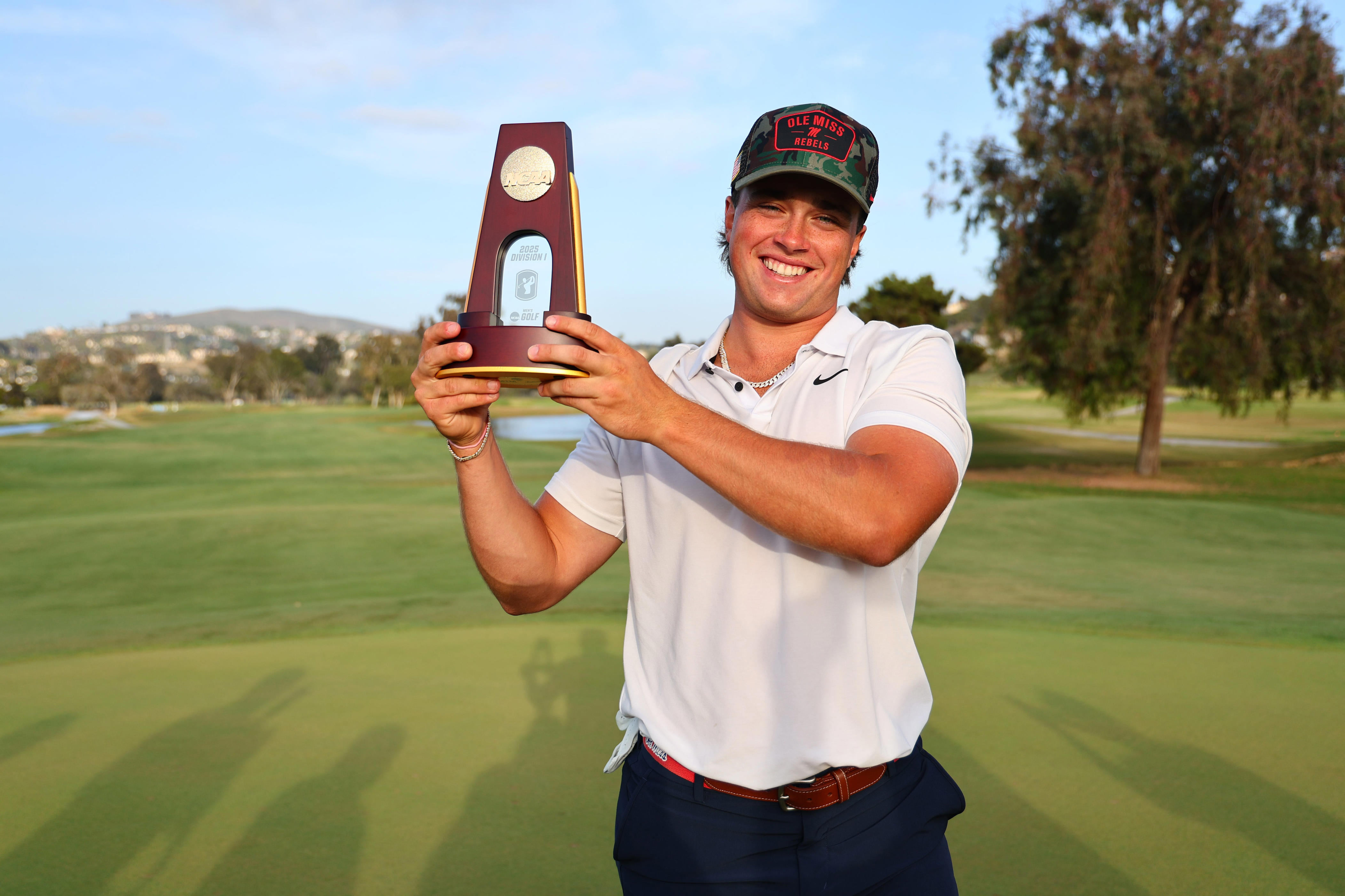 Reigning NCAA champion Michael La Sasso turns pro, joins LIV Golf