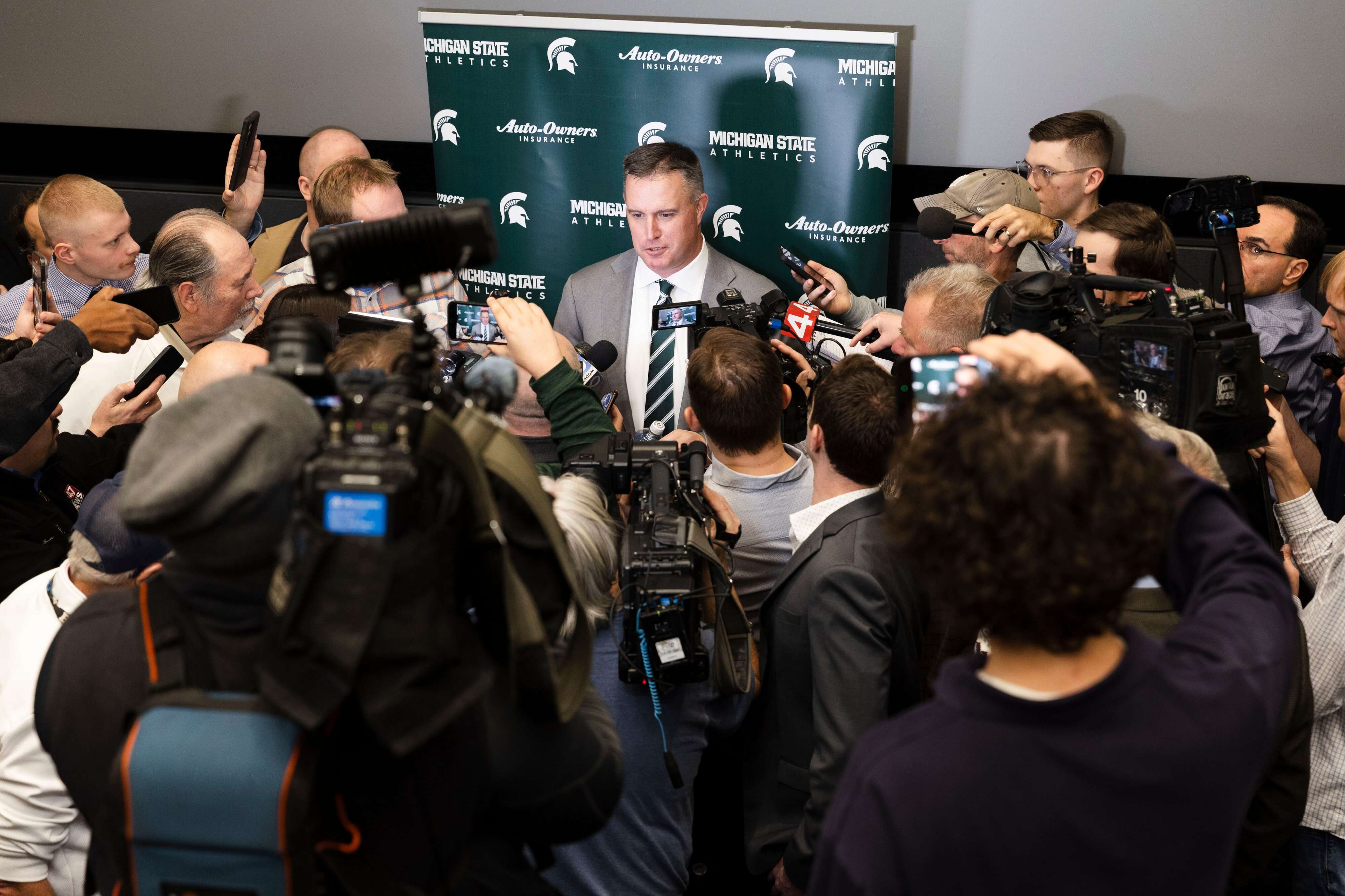 Pat Fitzgerald details hiring process of first Michigan State staff