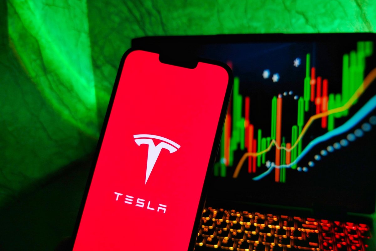 Tesla relance son projet de superordinateur Dojo3 et promet de ...