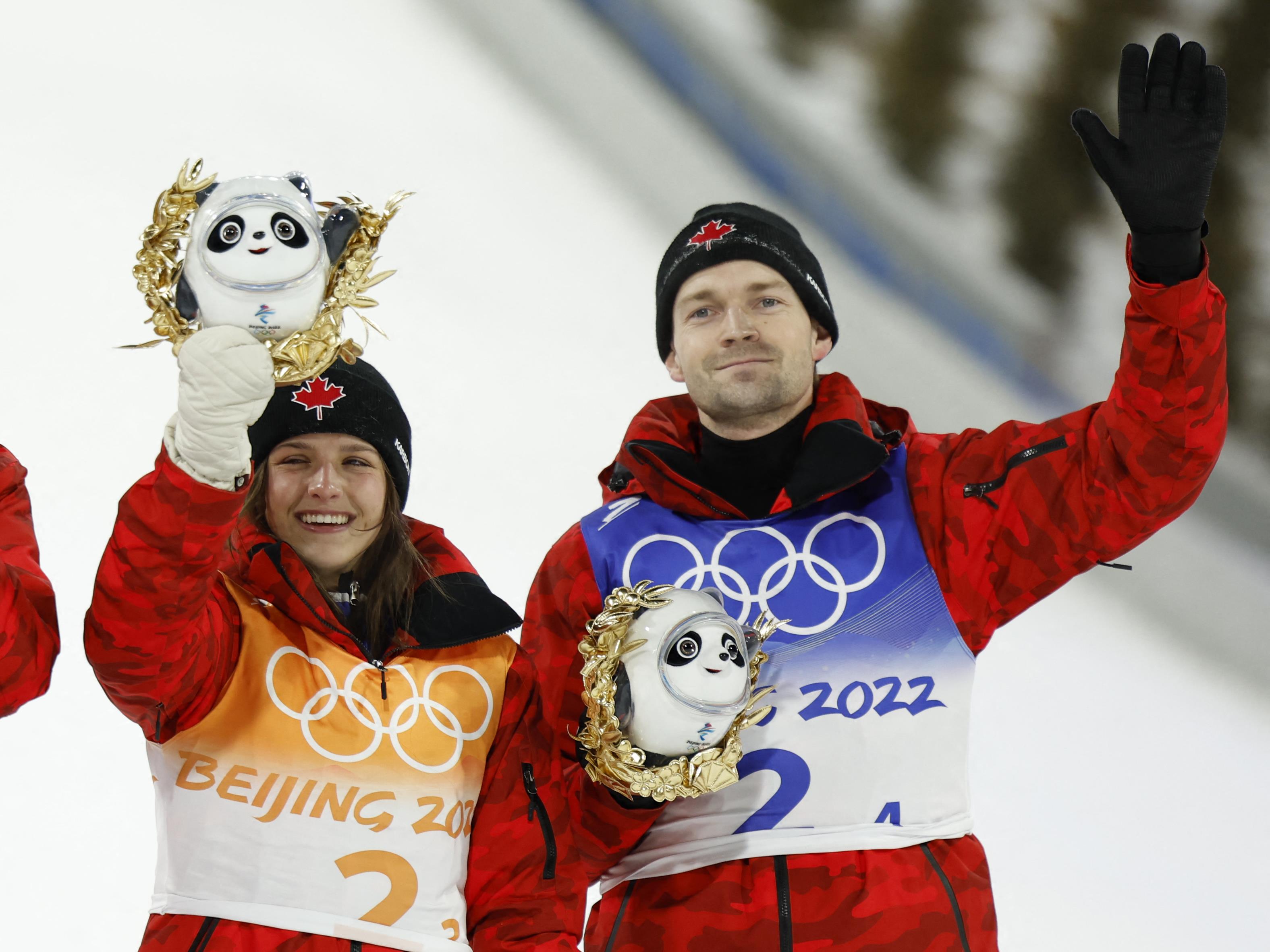 Abigail Strate et Mackenzie Boyd-Clowes, vétérans de l’équipe de saut à ...