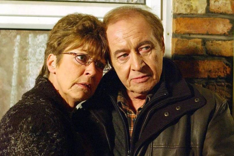 Coronation Street fans only just realise who Tracy Barlow's real dad is ...