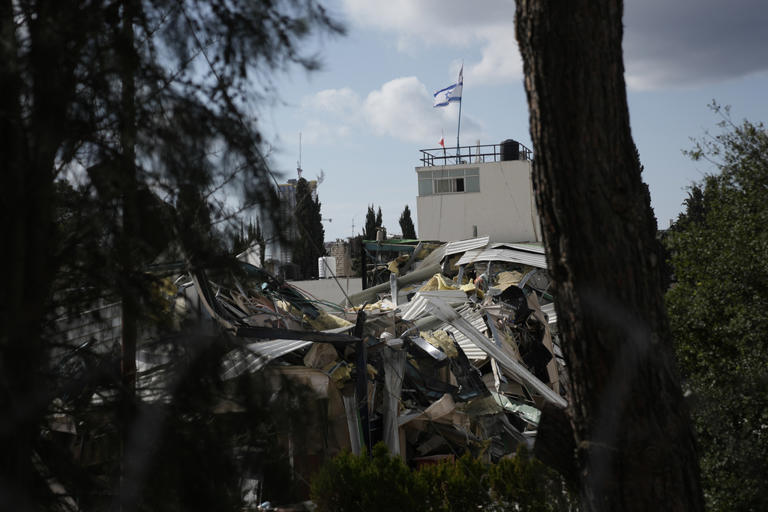 Israeli crews target UN facilities for Palestinian refugees in East ...