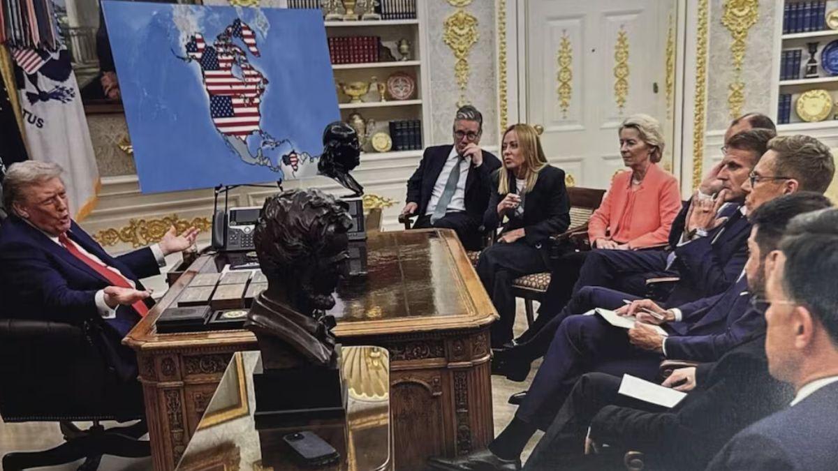 Donald Trump leaks private text messages and calls for adversaries to ...