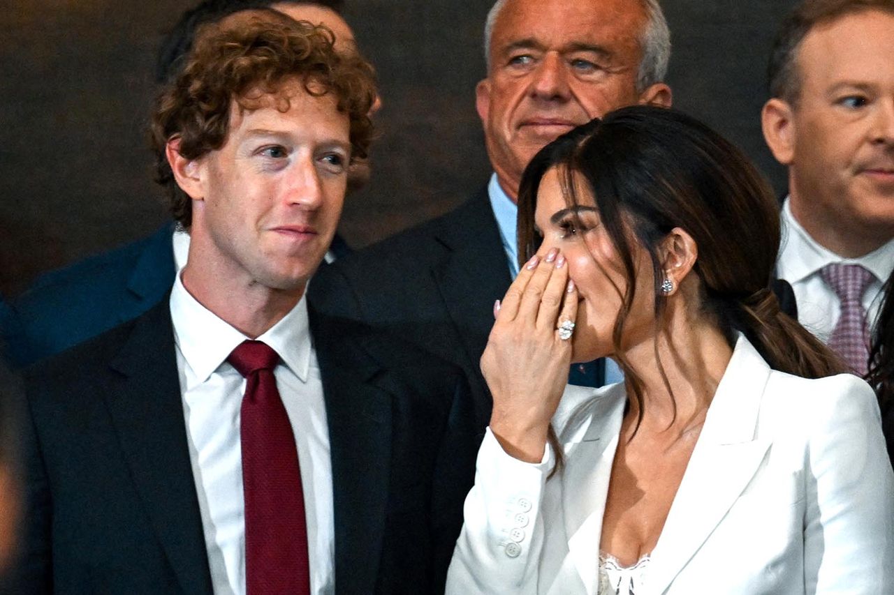 Trump's first year in office saw Mark Zuckerberg, Jeff Bezos and Elon ...