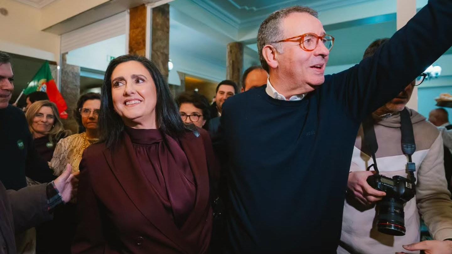 Quem é Margarida, a mulher por quem António José Seguro se apaixonou "à ...
