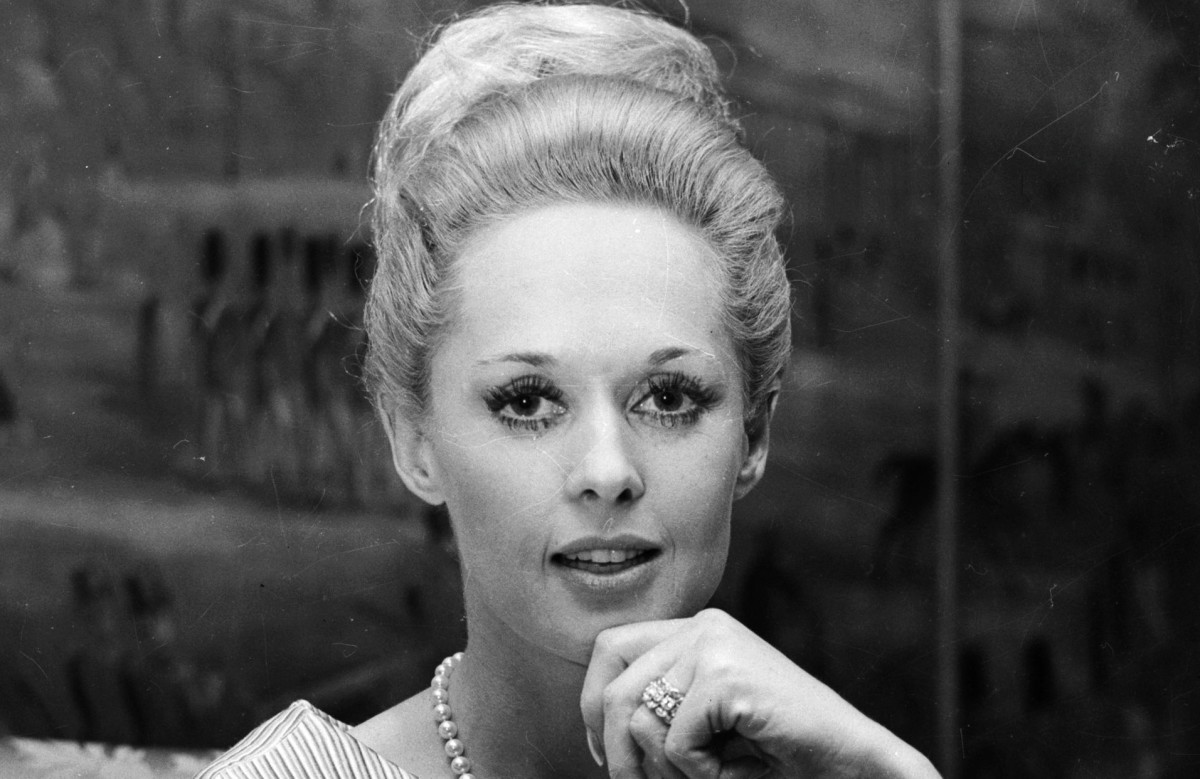 Tippi Hedren spotted on 96th birthday in rare outing after dementia ...