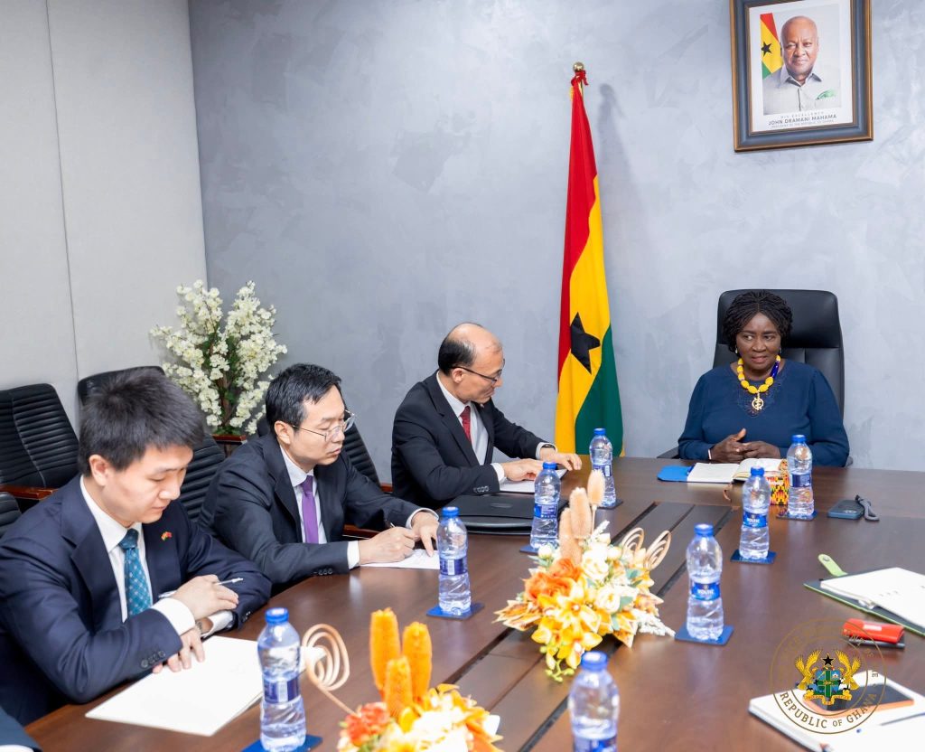 Vice President Opoku-Agyemang bids farewell to outgoing Chinese ambassador