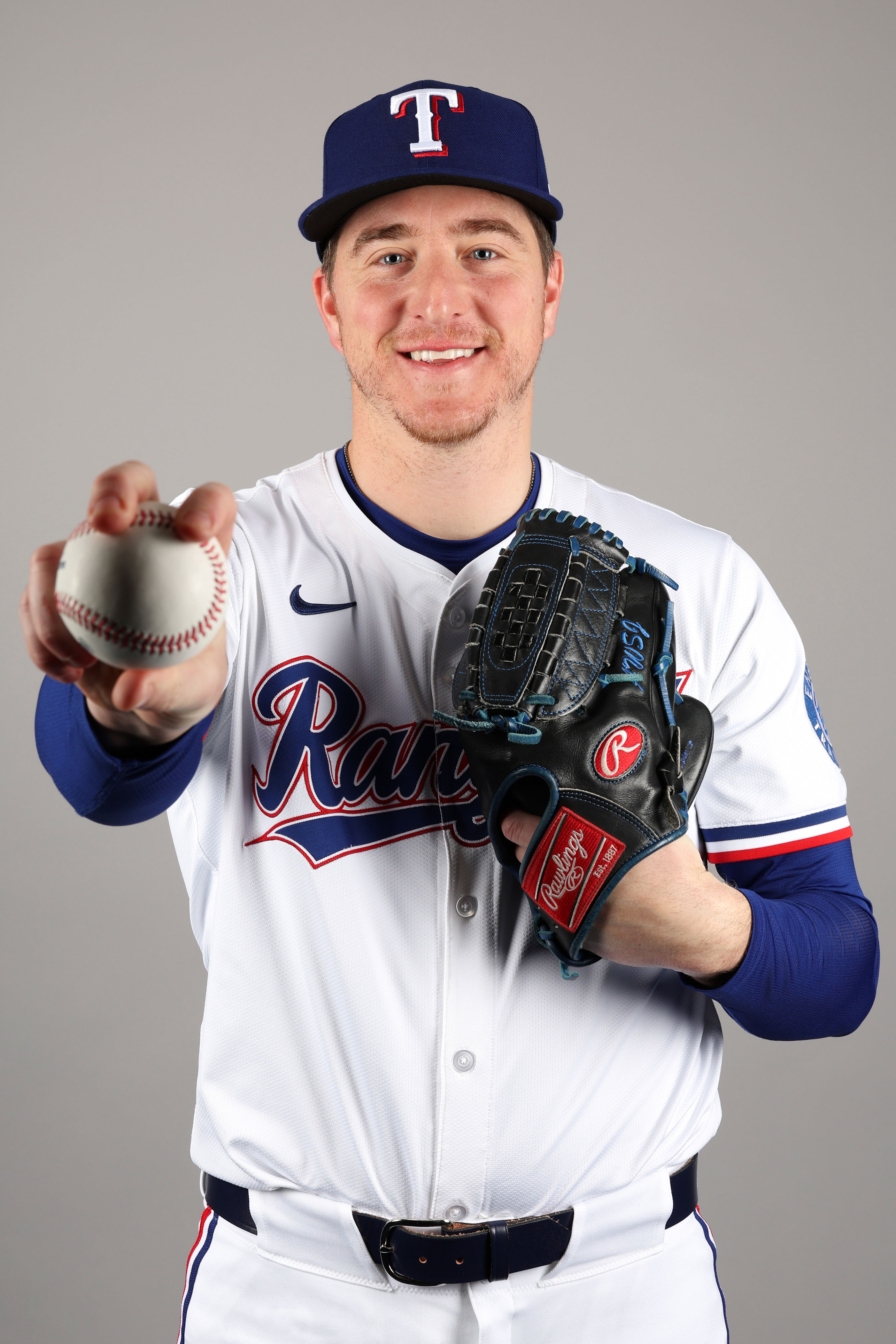 Junis deal official, Hamel DFA’d, Sborz returns