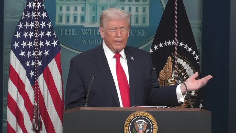 Trump floats involving Machado in Venezuela