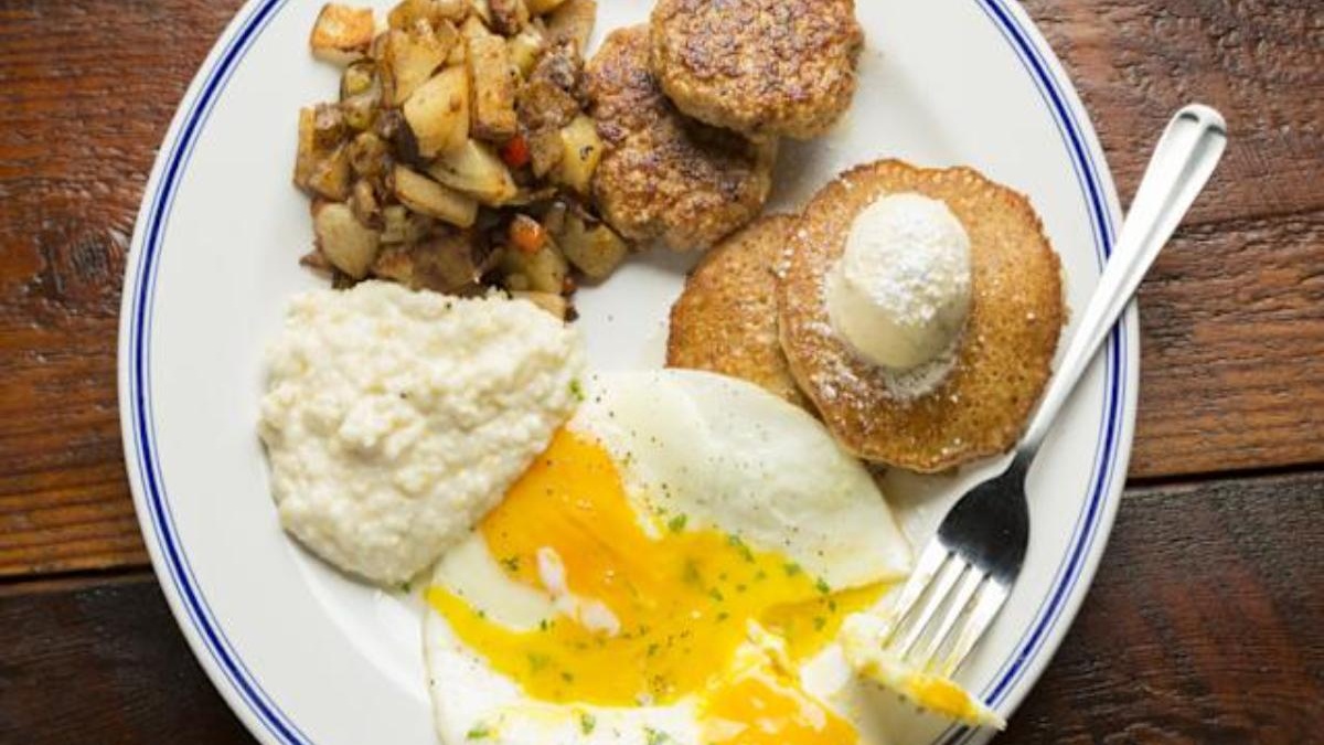 Oats vs. grits: The surprising breakfast choice that delivers more protein