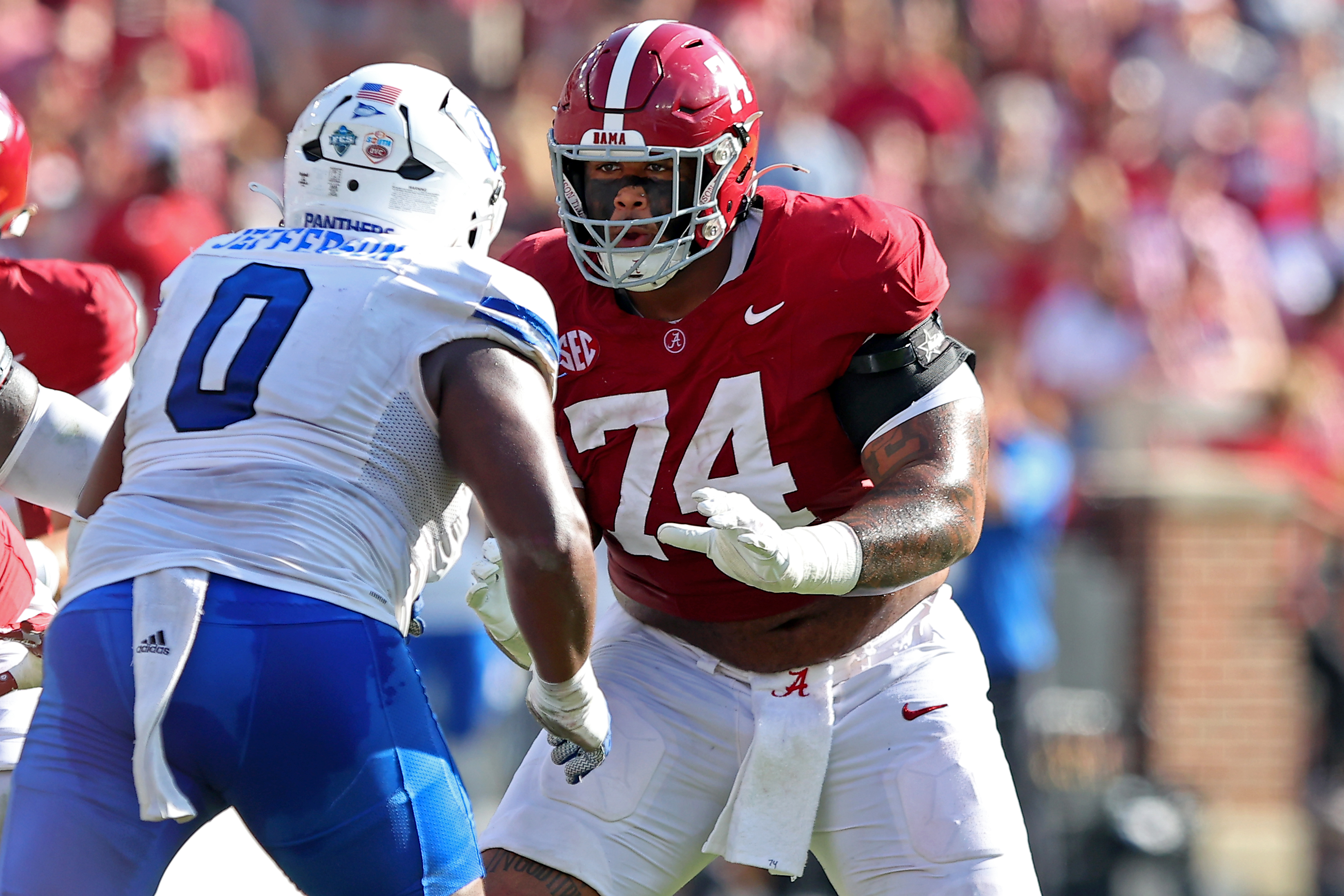 NFL mock draft 2026: Eagles 7-round simulation, version 1.0