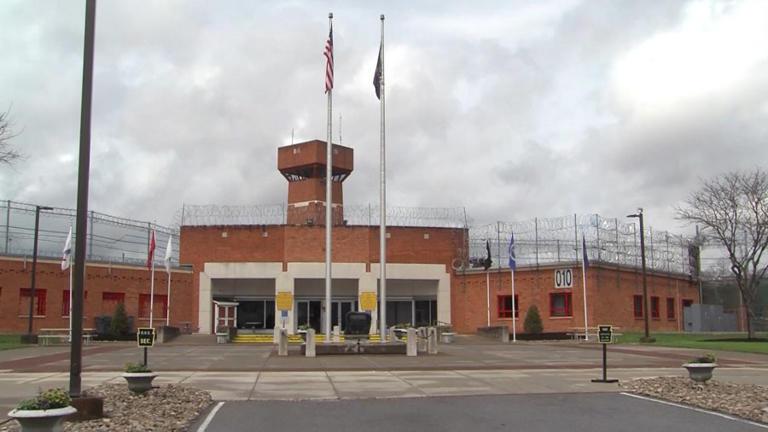 Inmate dies after being found in cell at SCI Smithfield