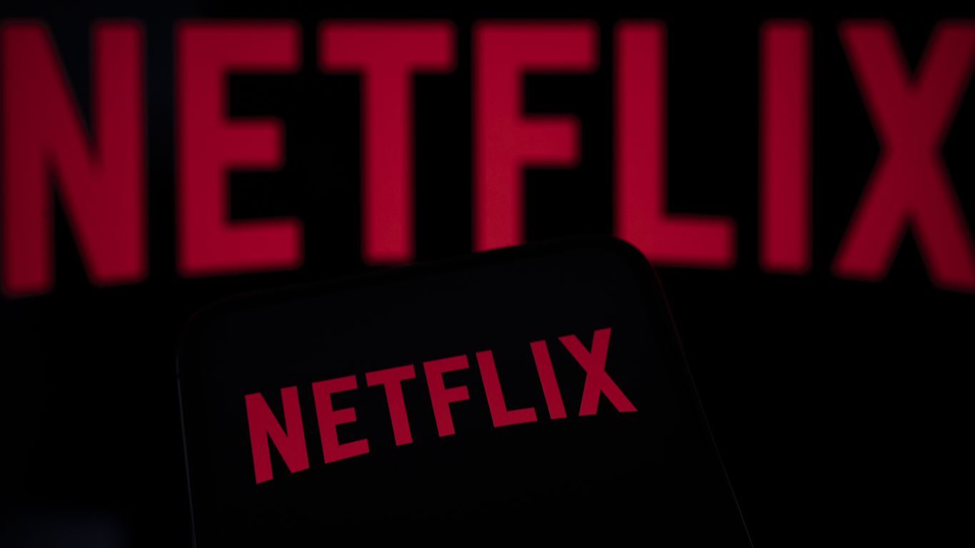 Netflix says it now has 325 million paid subscribers