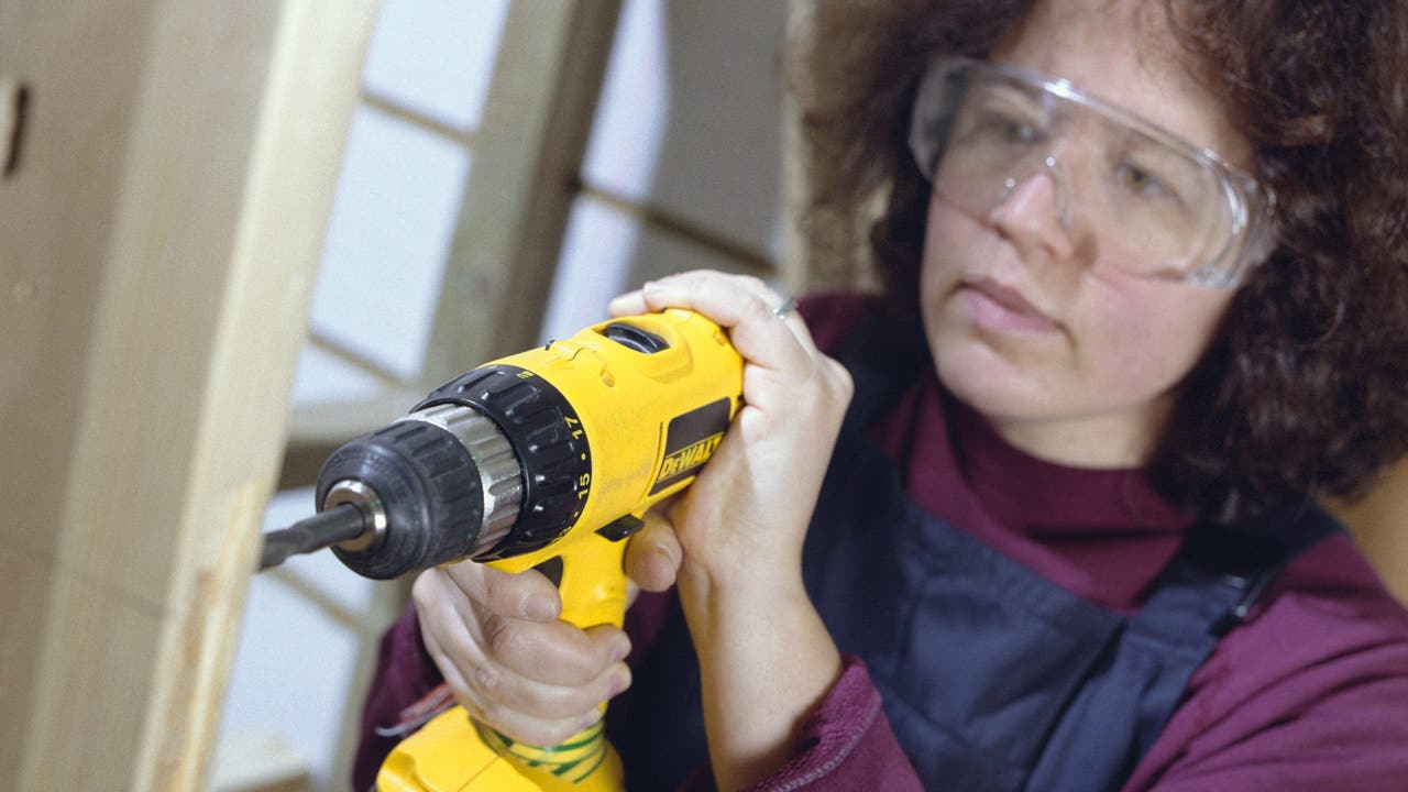 Hub that will lend tools coming to Detroit as part of Ford-Carhartt ...