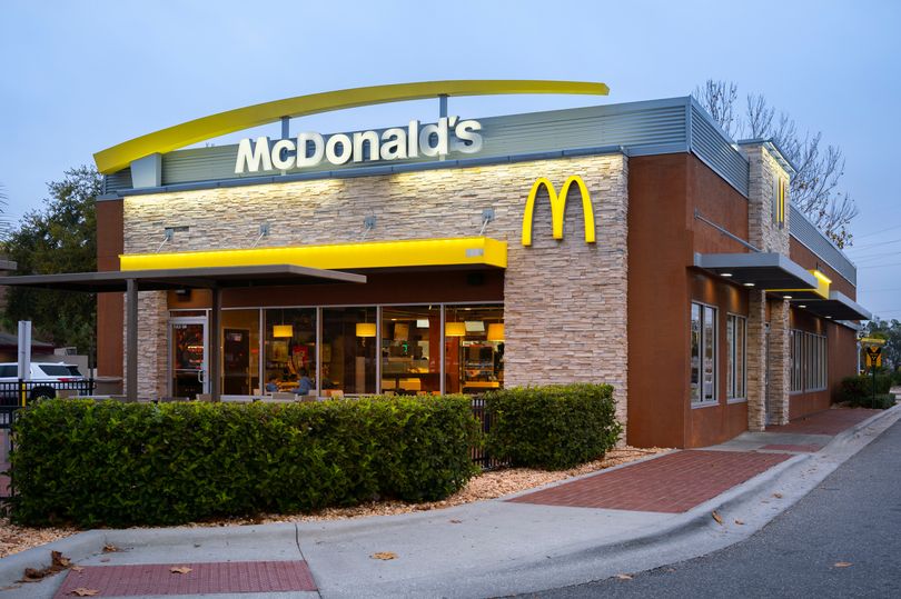 McDonald's to make major menu changes with 8,000 new restaurant ...