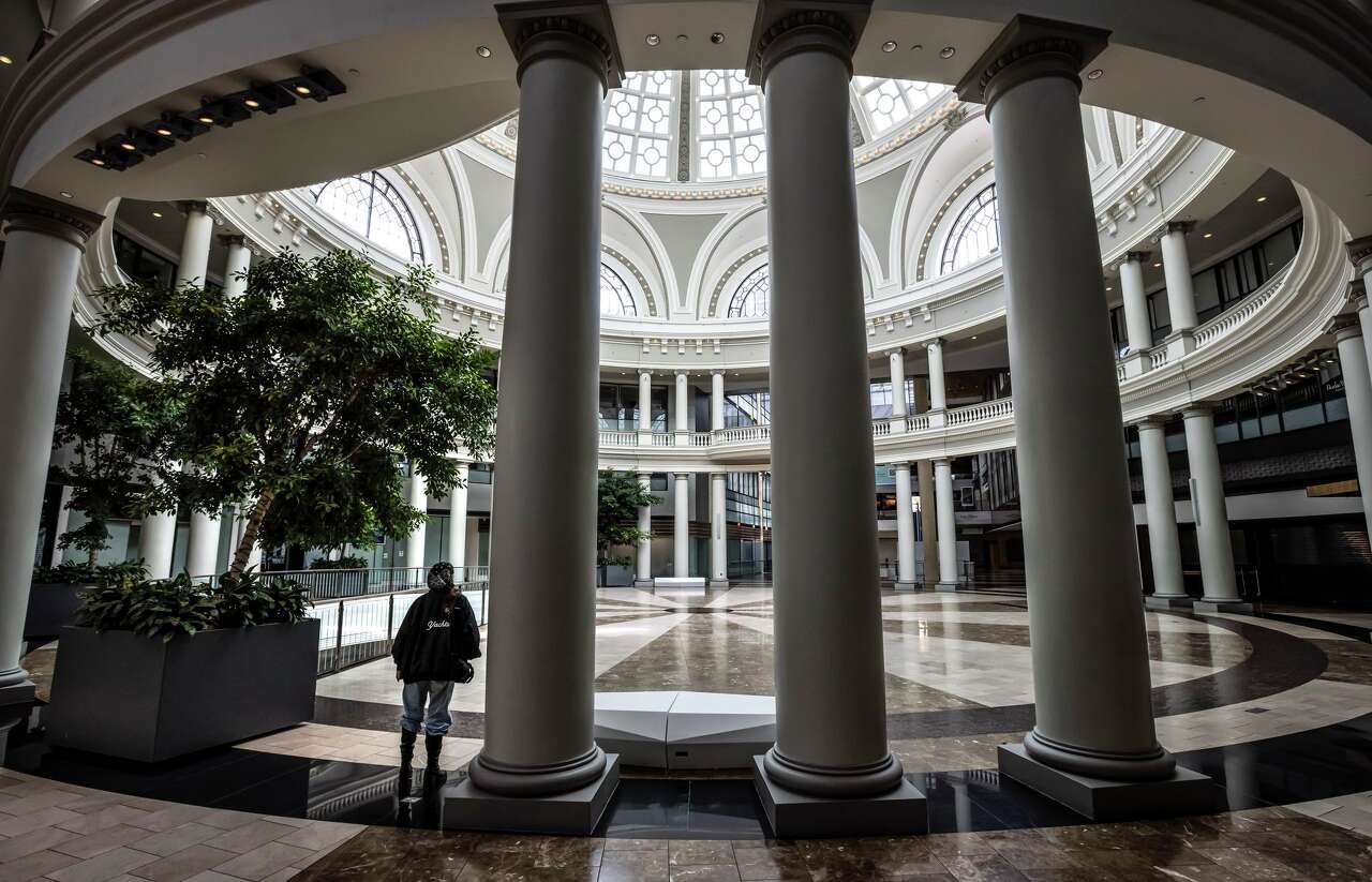 San Francisco's largest mall nears closing date as BART seals Powell ...
