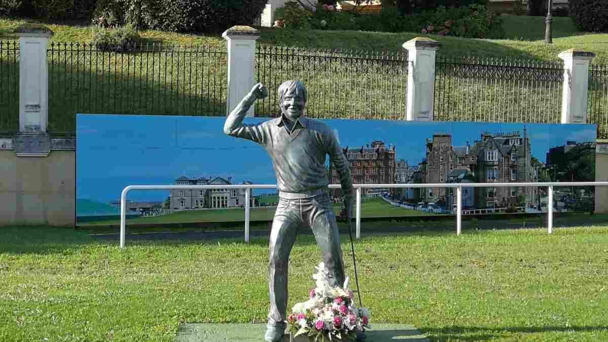 Roban la estatua de bronce de Seve Ballesteros en Pedreña