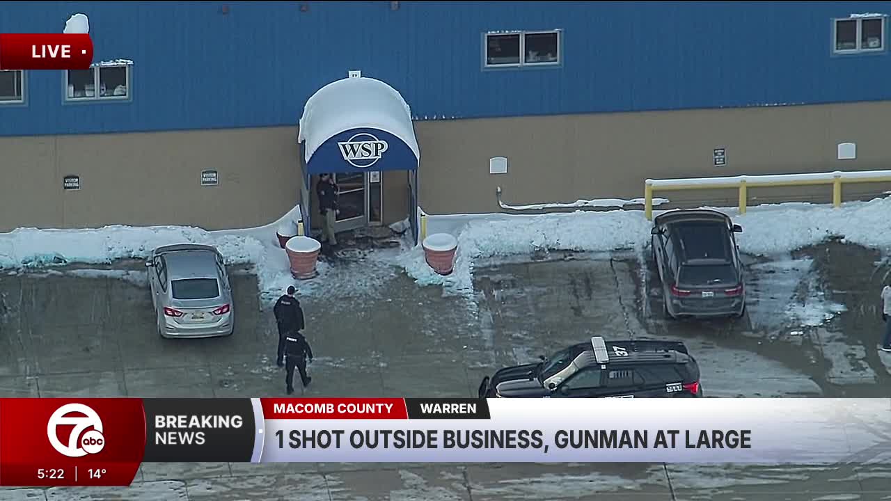 1 shot outside Warren business, gunman at large
