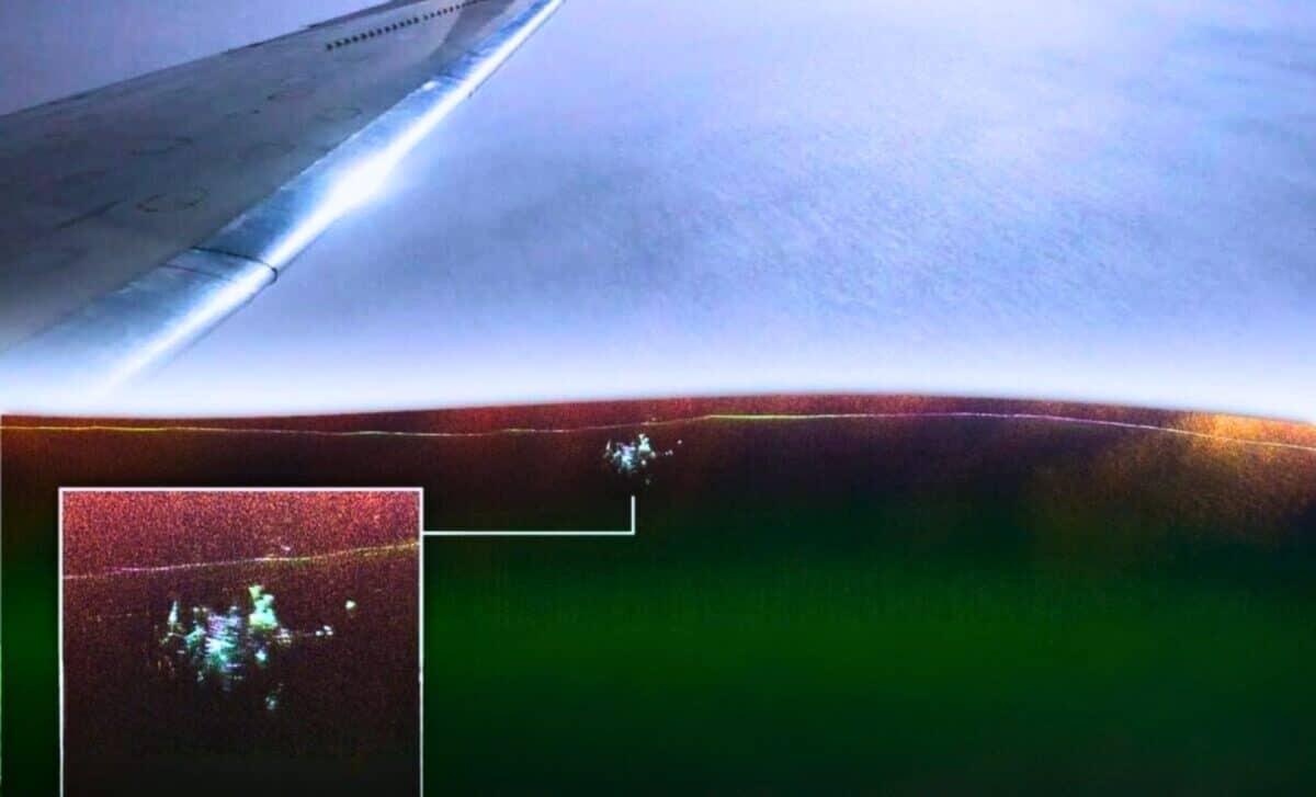 NASA radar uncovers Cold War US military base buried beneath Greenland ...