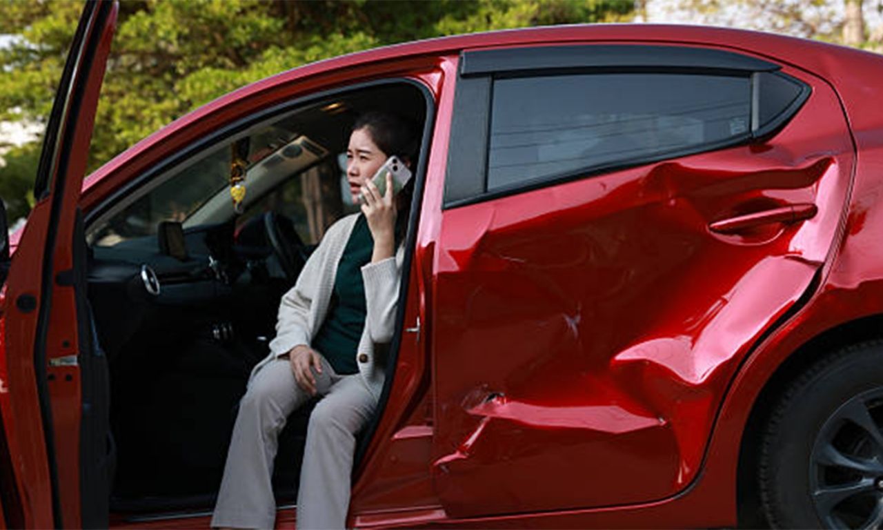 Licencia de conducir extraviada durante un accidente: cómo actuar
