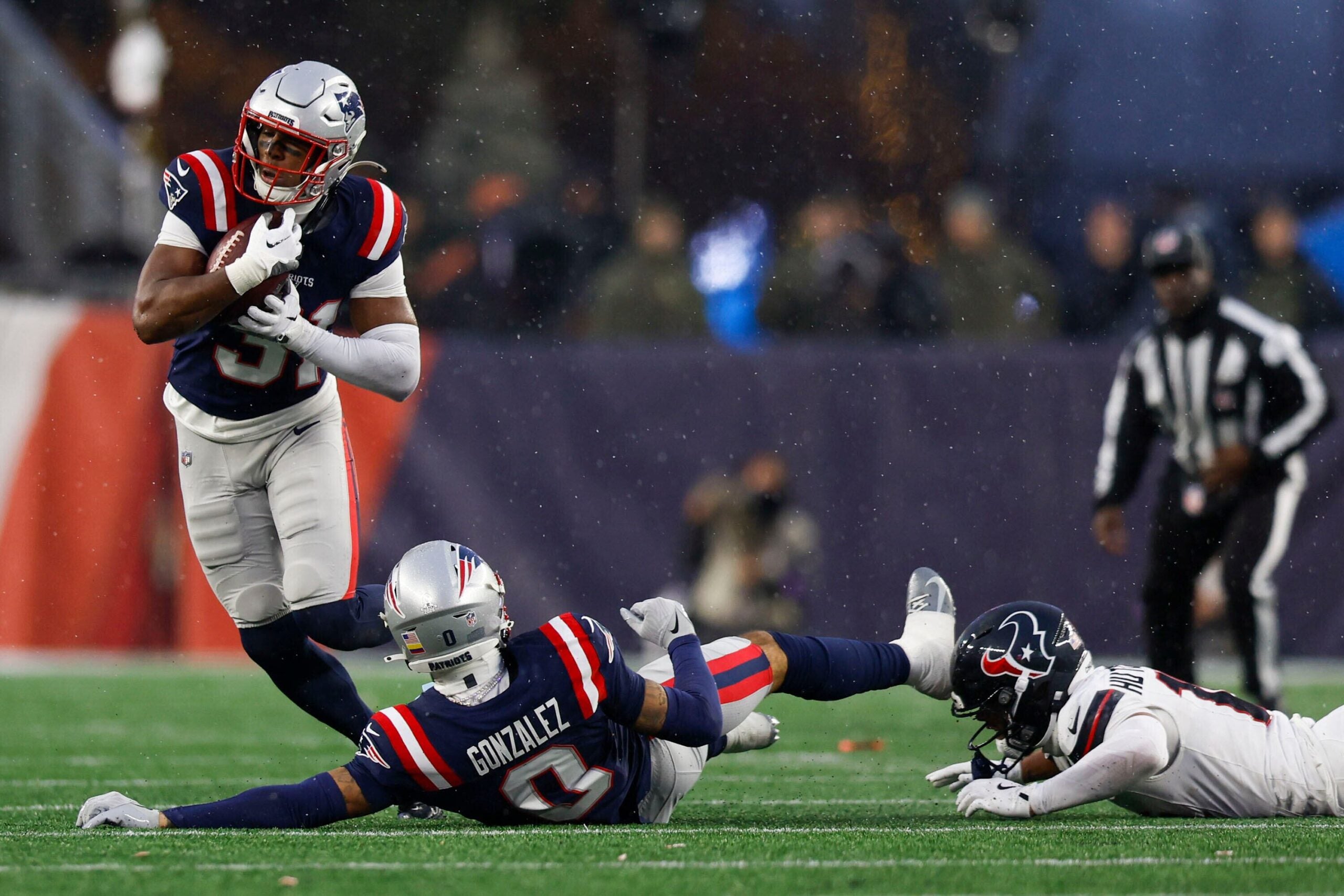 Plays like a 10-year vet: Patriots rookie Craig Woodson is turning ...