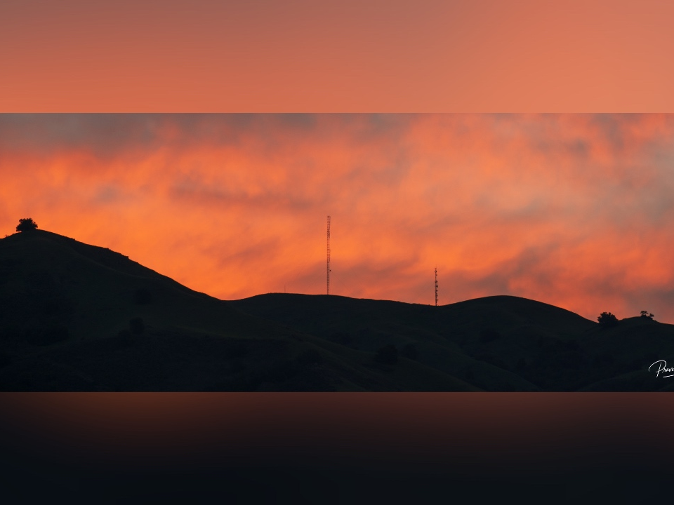 'Fiery red' Mission Peak: Photo of the day
