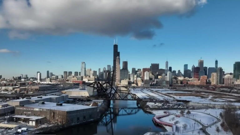 With layoffs looming, City of Chicago employees delinquent on over $23 ...