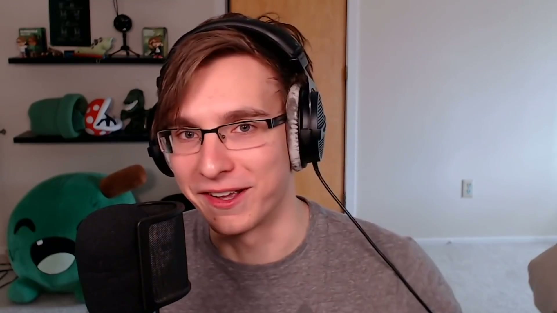 So they made a scary game about... lunch.