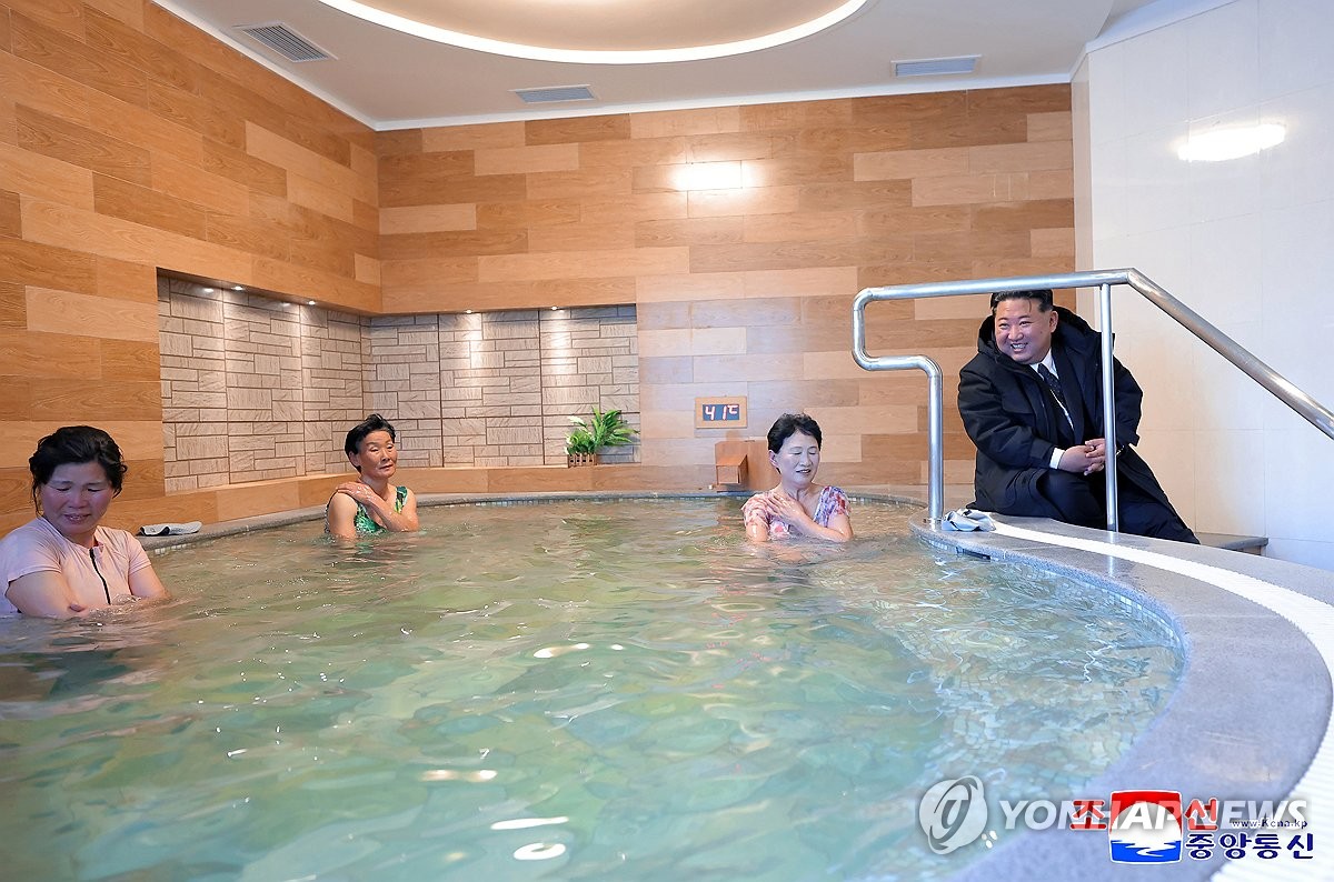N Korea's Kim praises rebuilt Onpho hot spring resort