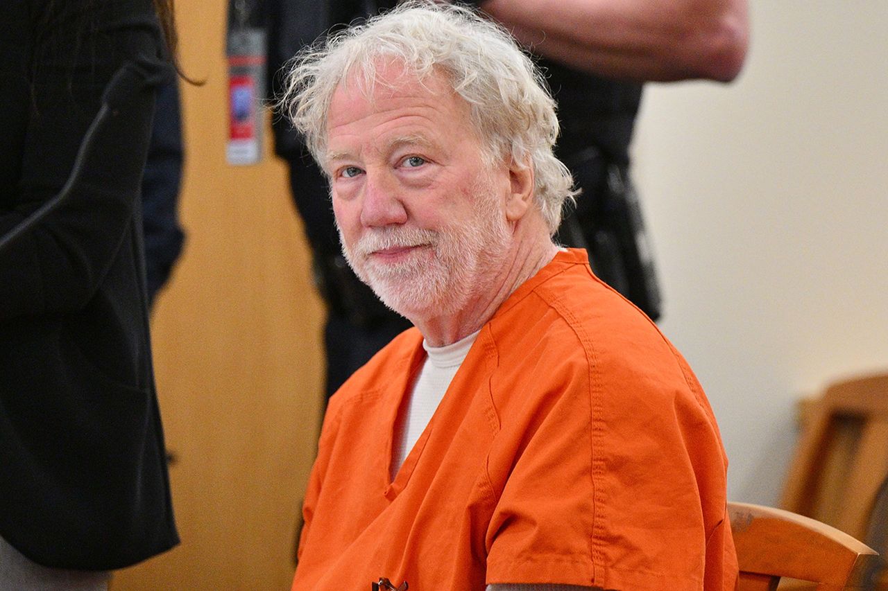 Melissa Gilbert Cries in Court as Husband Timothy Busfield Is Released ...