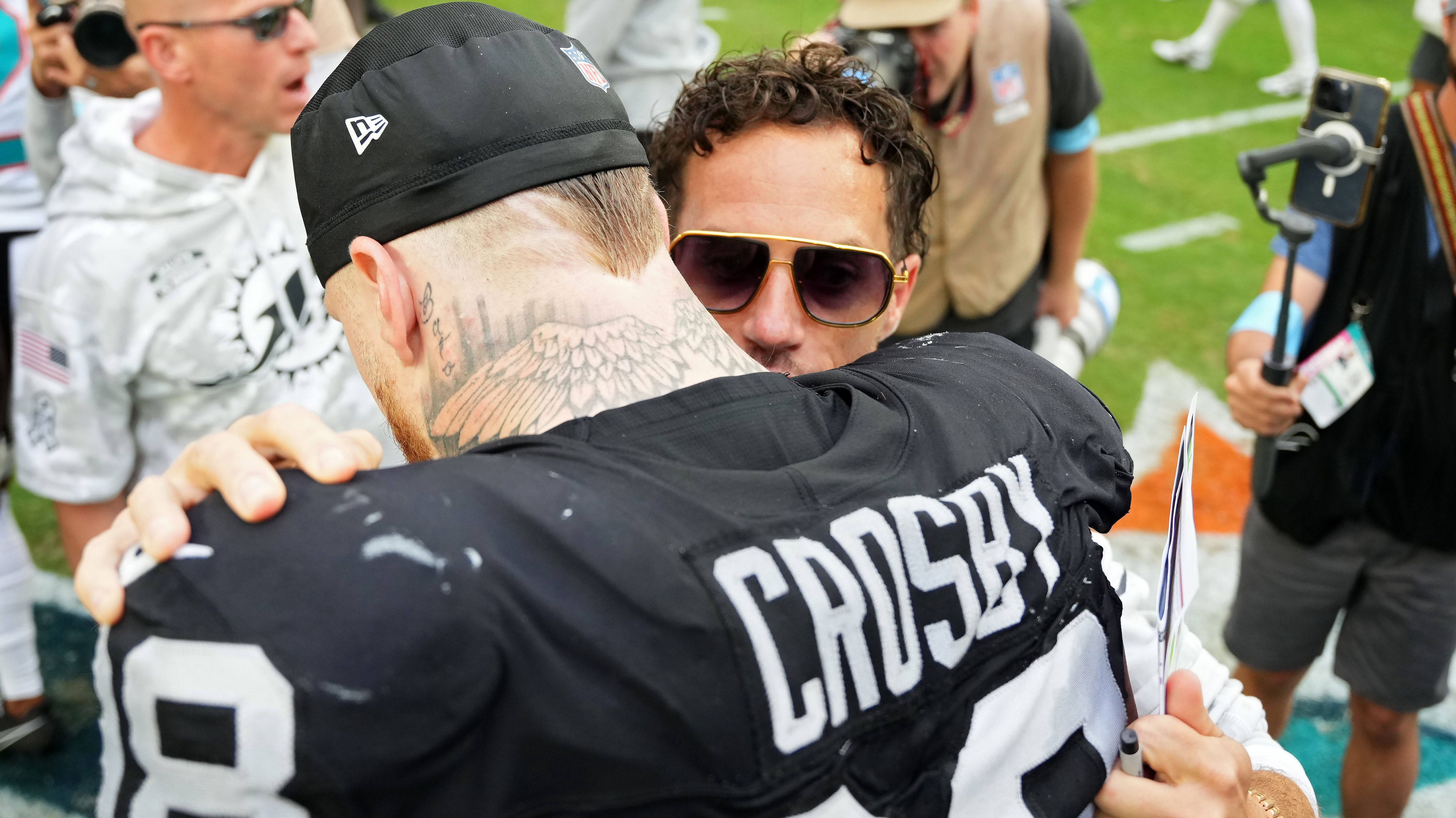 Raiders get important Mike McDaniel update amid recent news