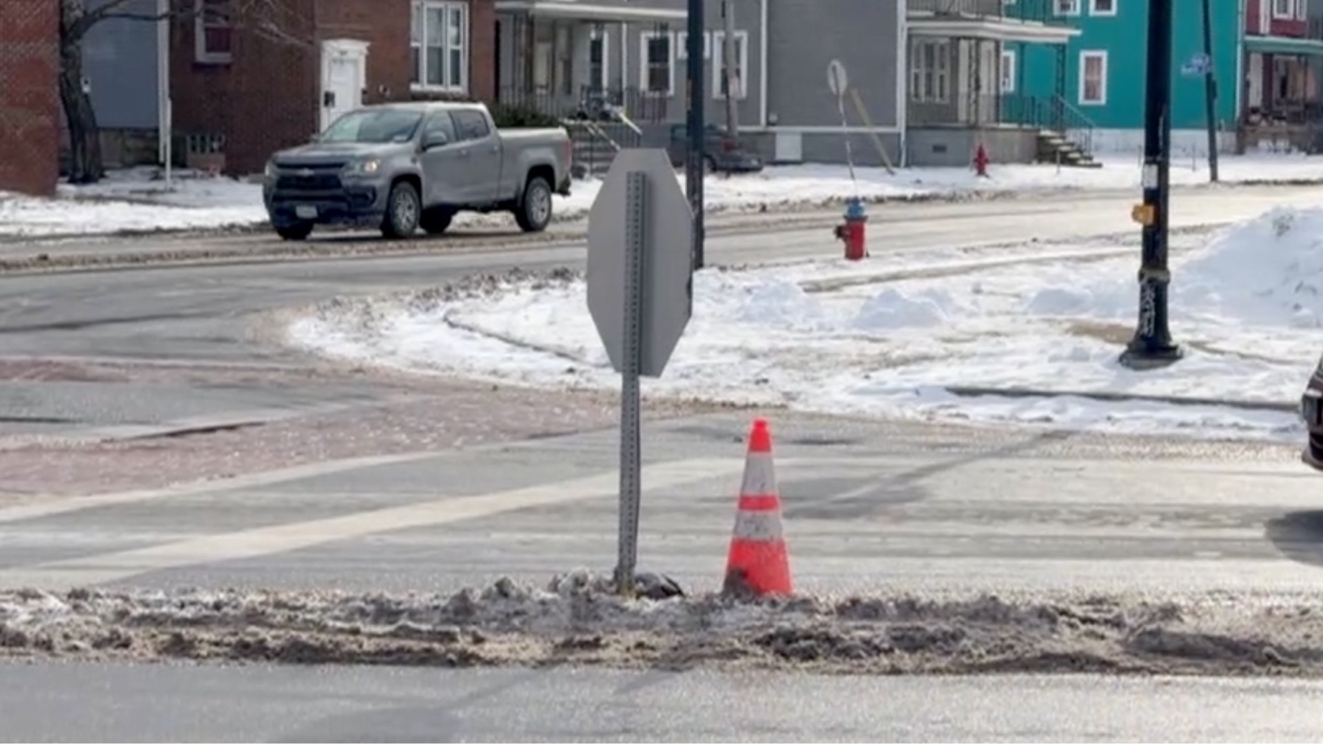 Windstorm knocks out traffic lights at busy Buffalo intersection and ...