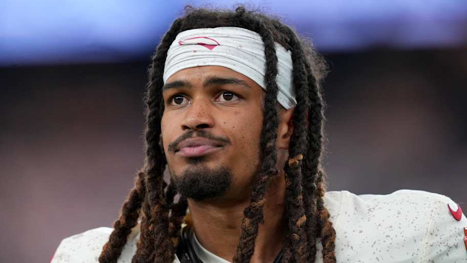 Xavier Weaver gives unfiltered take about Deion Sanders