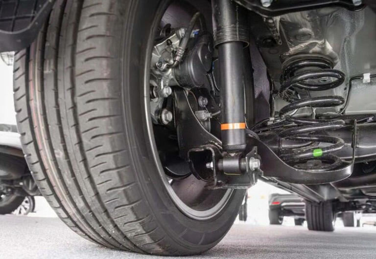 ¿Cada cuánto se deben revisar los amortiguadores del carro? Ojo a estos ...